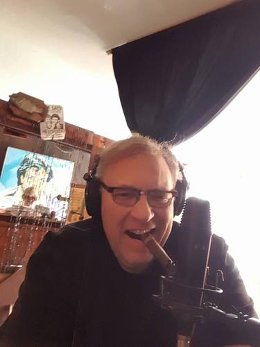 Howard Lapides, who went from local radio to Hollywood manager, has died