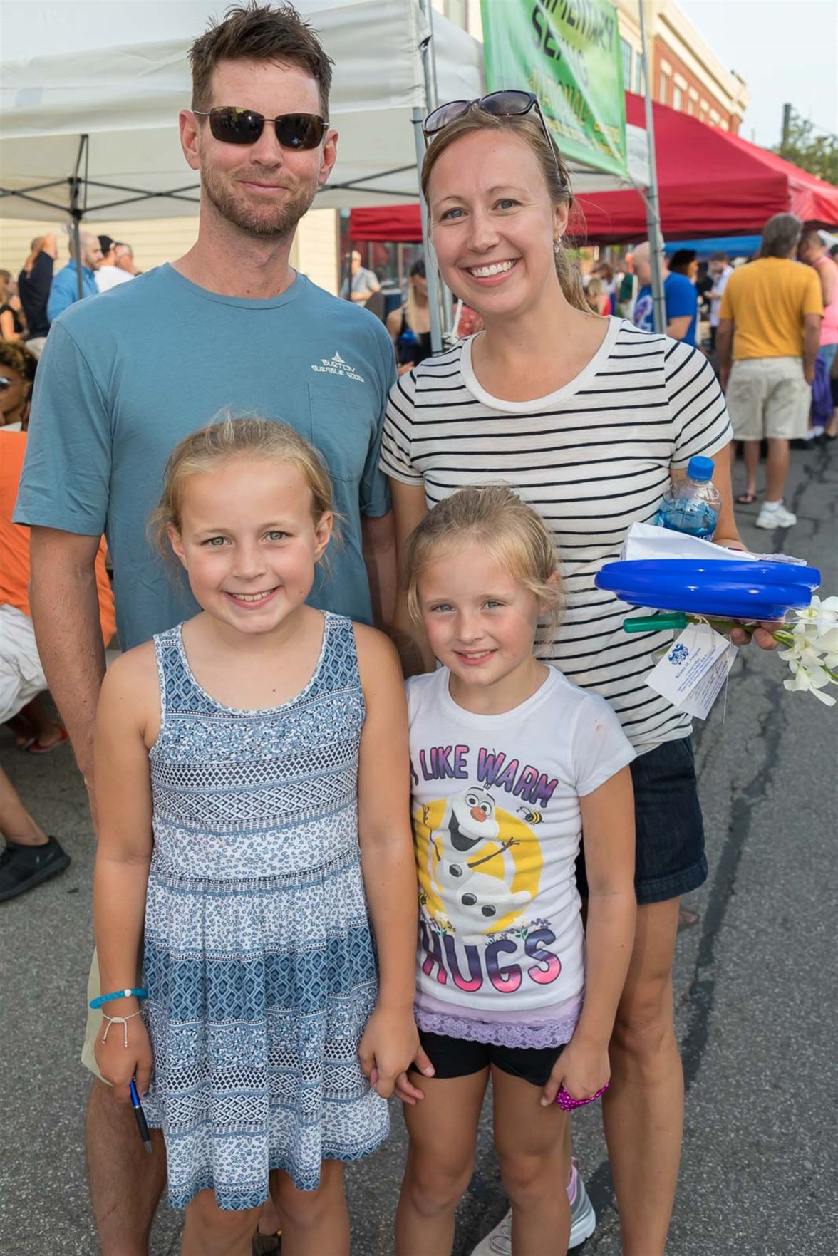 Smiles at the Taste of Orchard Park | Multimedia | buffalonews.com