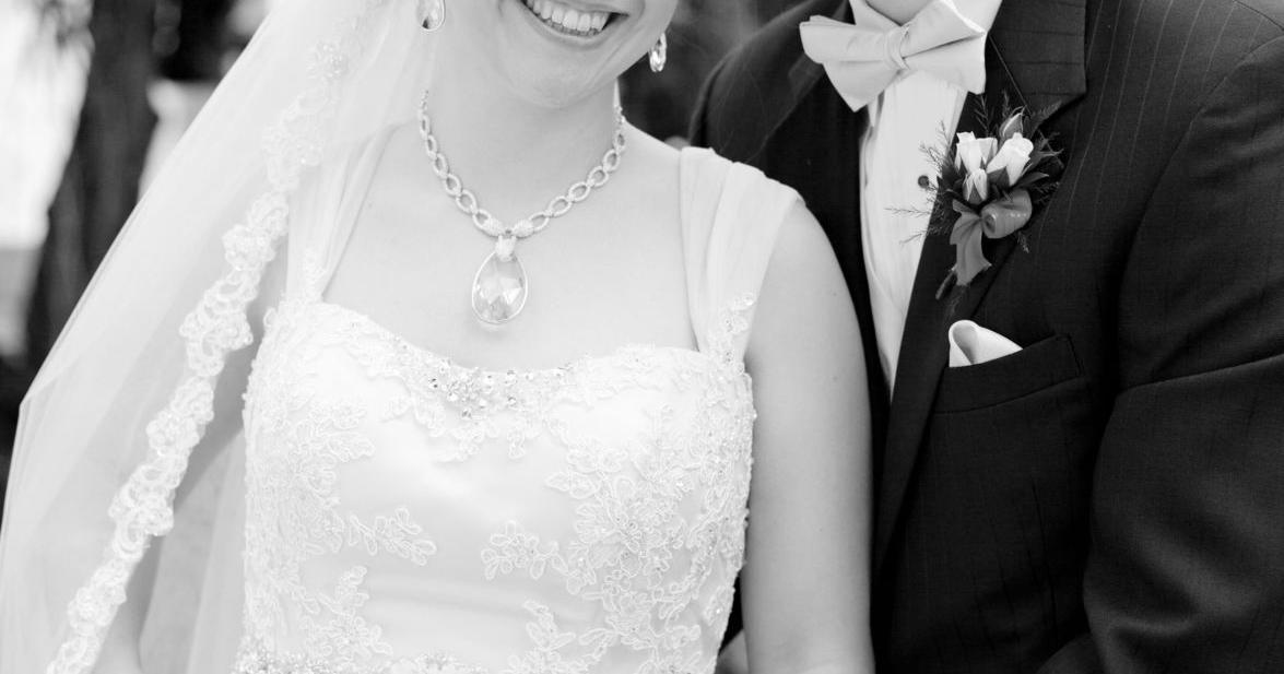 Monique Michelle Rew and Donald Ralph Bigelow III wed in Statler City