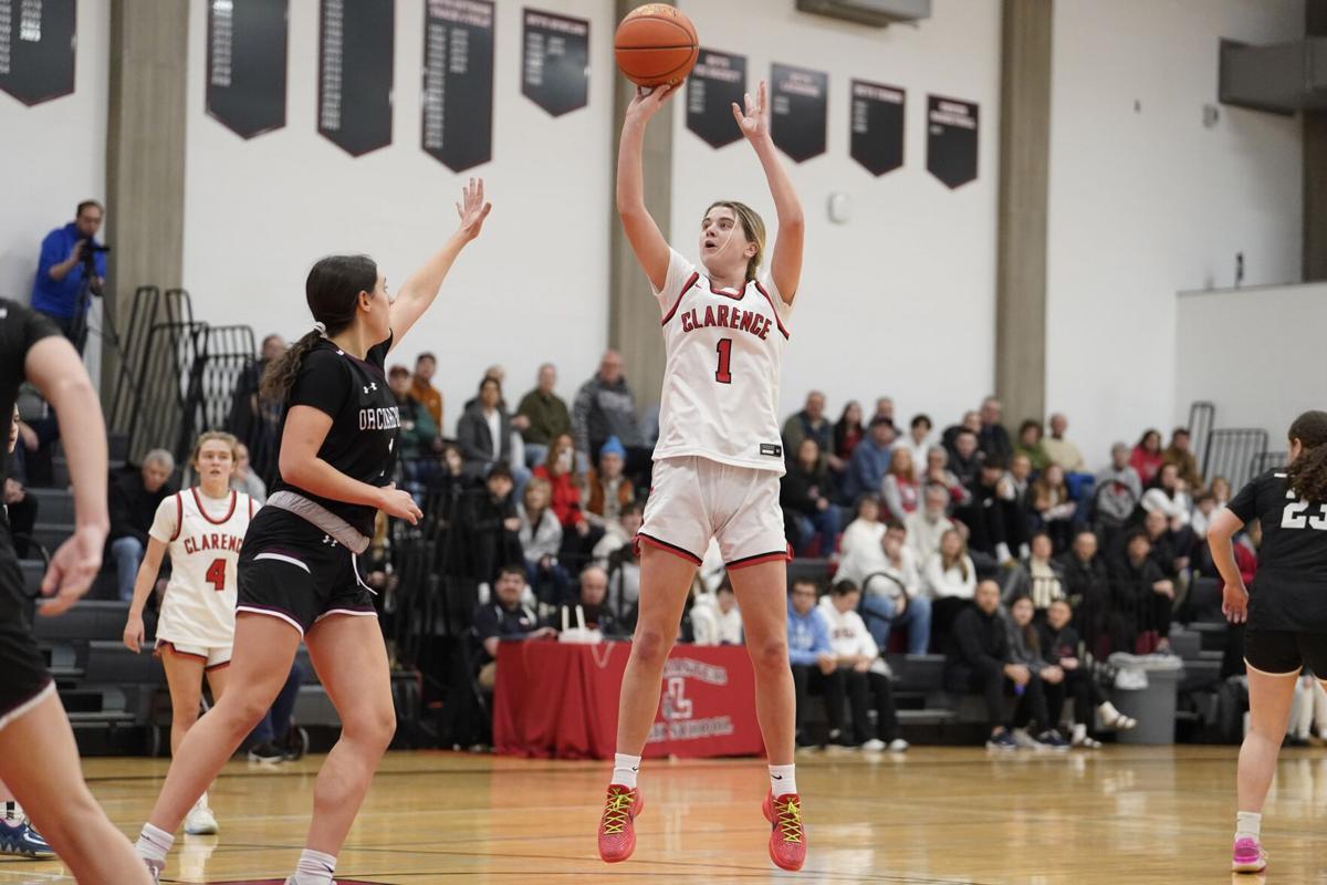 Ella Corry carries Clarence to Section VI Class AA girls final; eighth ...