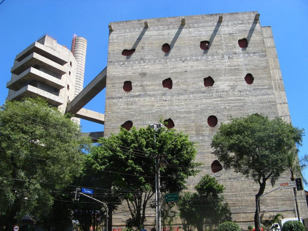 Rowan Moore offers fascinating insights in ‘Why We Build’