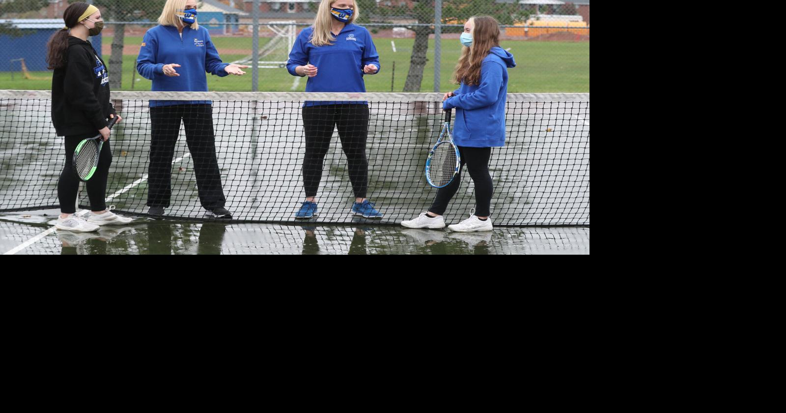 Daughter and mother enjoy coaching together at West Seneca West