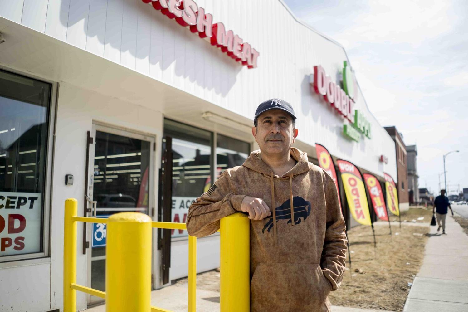 Buffalo grocer rejects menthol cigarettes, pushes for ban