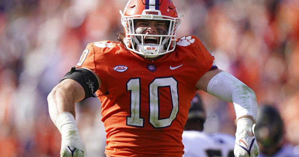 New Bills linebacker Baylon Spector has championship experience, plays ...