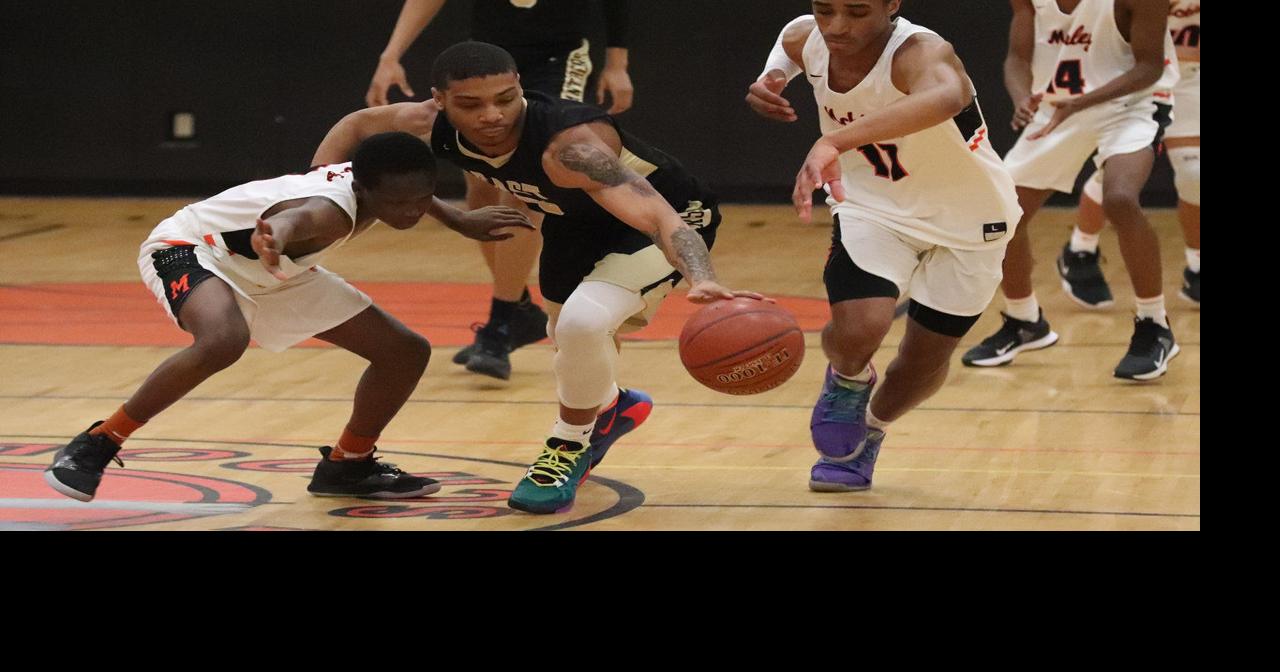 Eight more threes for Randolph's Tyler Hind