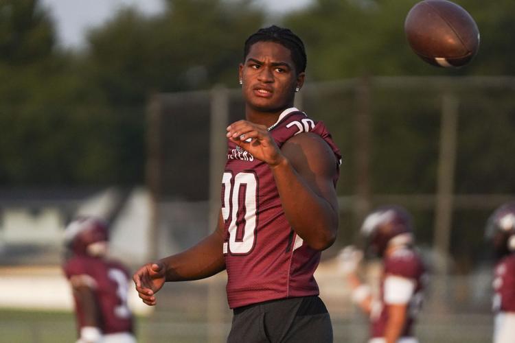 Maryvale beats Depew 16-12 in high school football