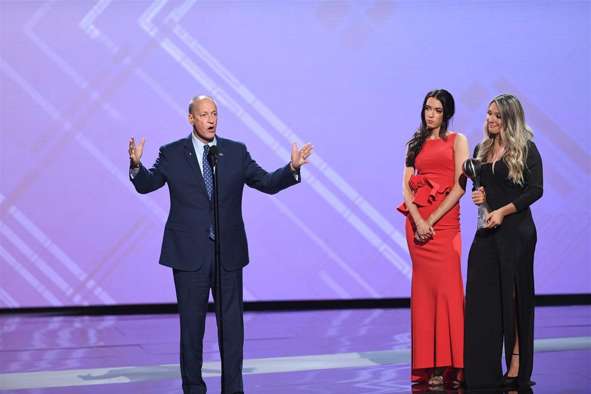 Jim Kelly Accepts Jimmy V Award At Espys Multimedia