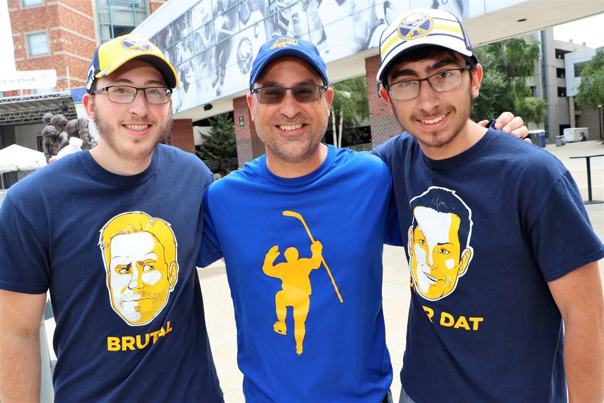 Smiles at Buffalo Sabres Fan Fest in Alumni Plaza | Multimedia ...