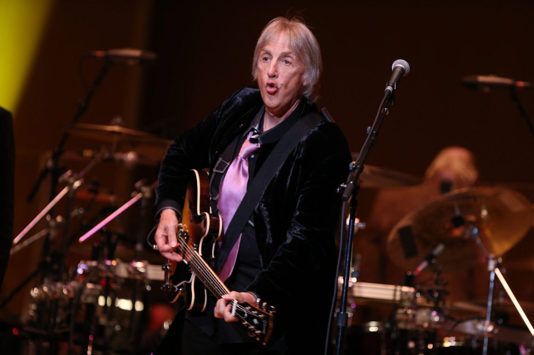 Rock star Cory Wells was fighting cancer, apparently died of infection ...