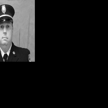 Captain Matthew Hoare receives award