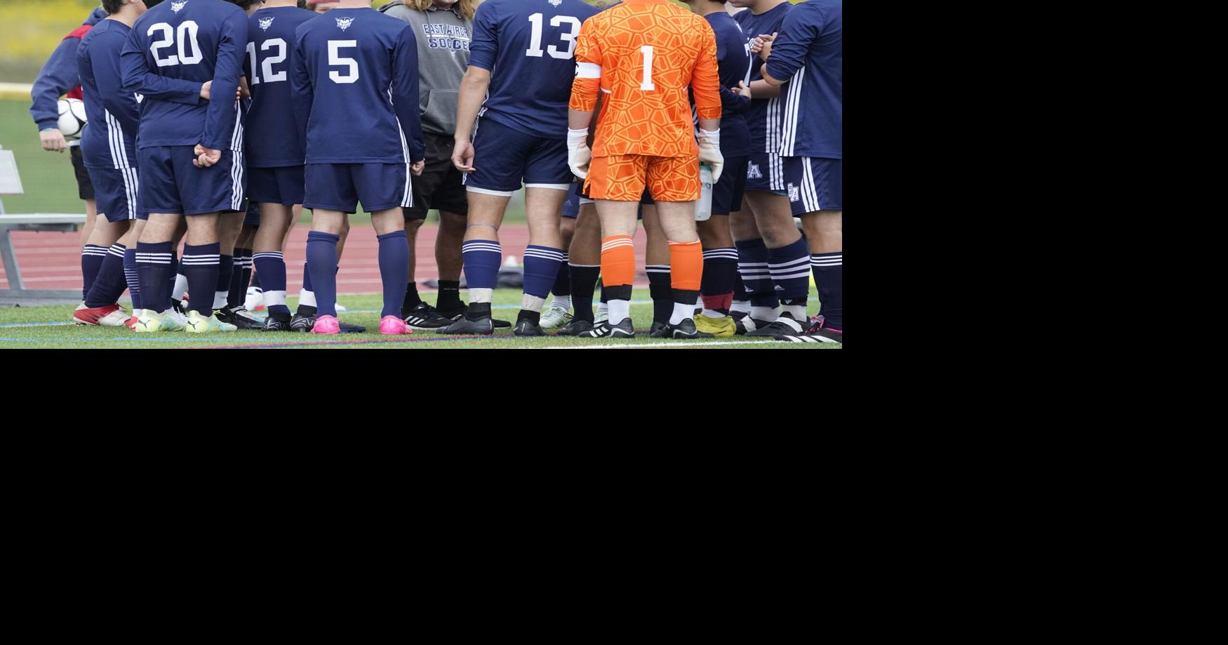 Prep Talk: EA's Kevin Beale reaches 400 career wins