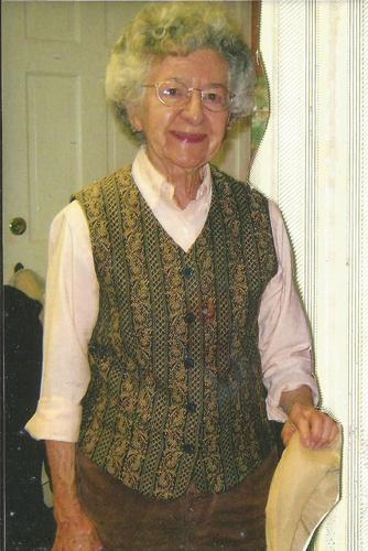 Wanda Dougherty Grove, 97, artist who designed official seal for the ...