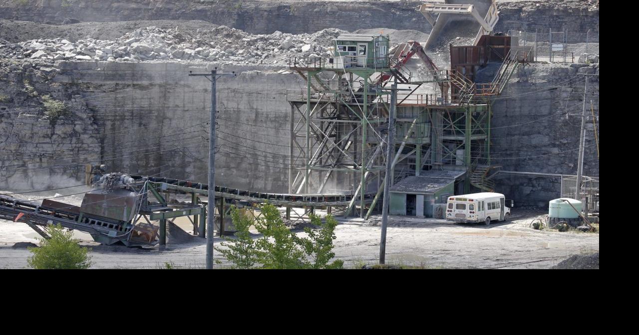 Lockport approves new Lafarge stone quarry
