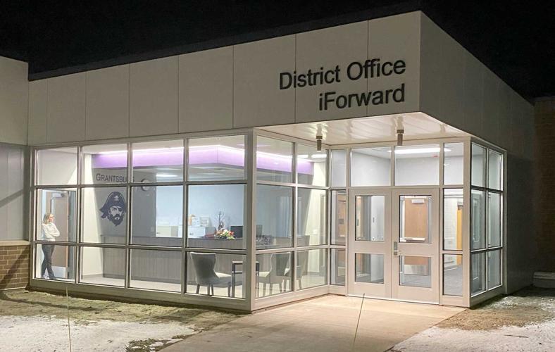 Grantsburg School expansion debut | News | burnettcountysentinel.com