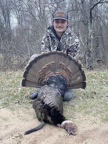 Schultz bags a Tom | Sports | burnettcountysentinel.com