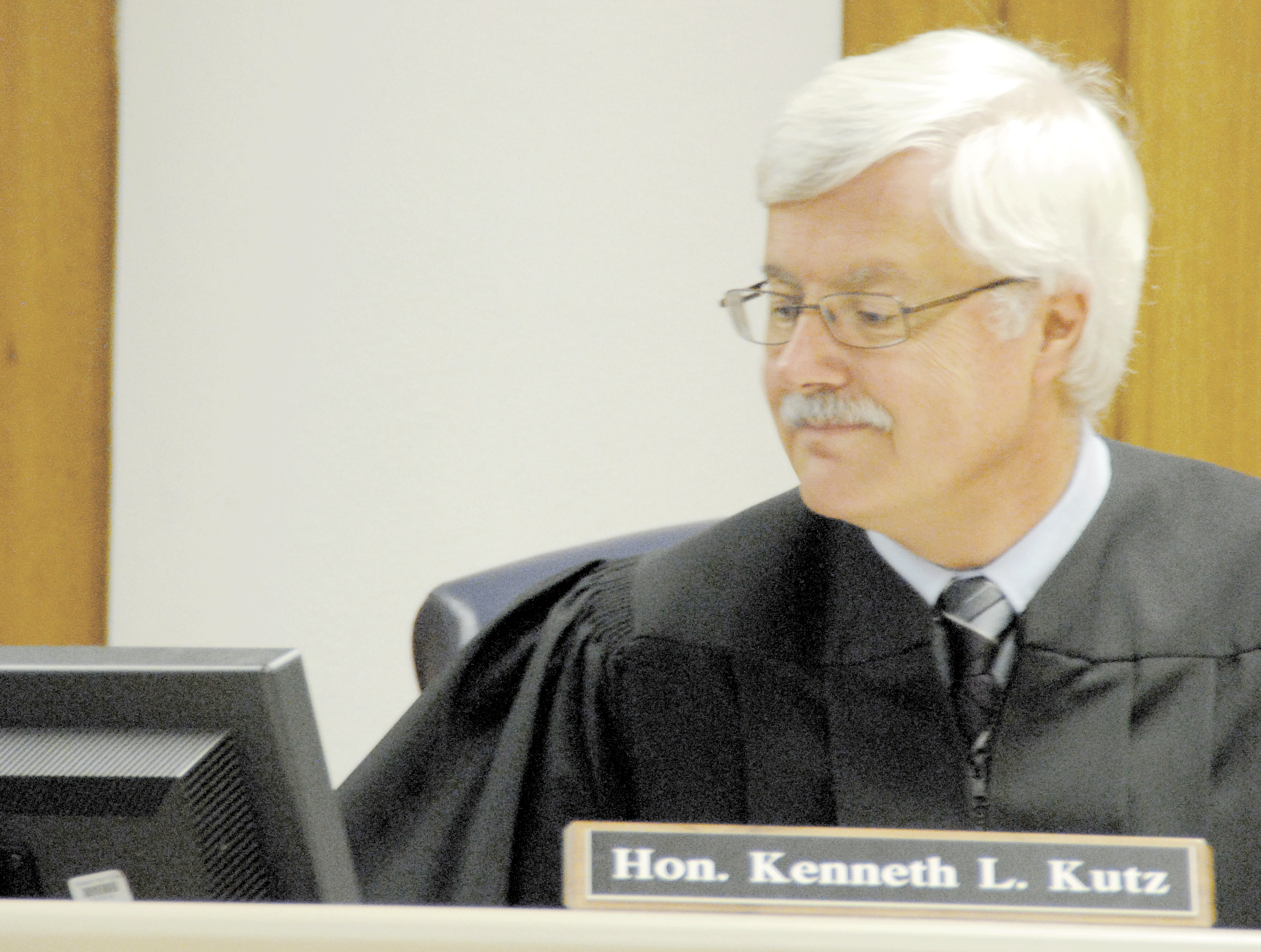 Judge Ken Kutz to hang up his gavel | News | burnettcountysentinel.com