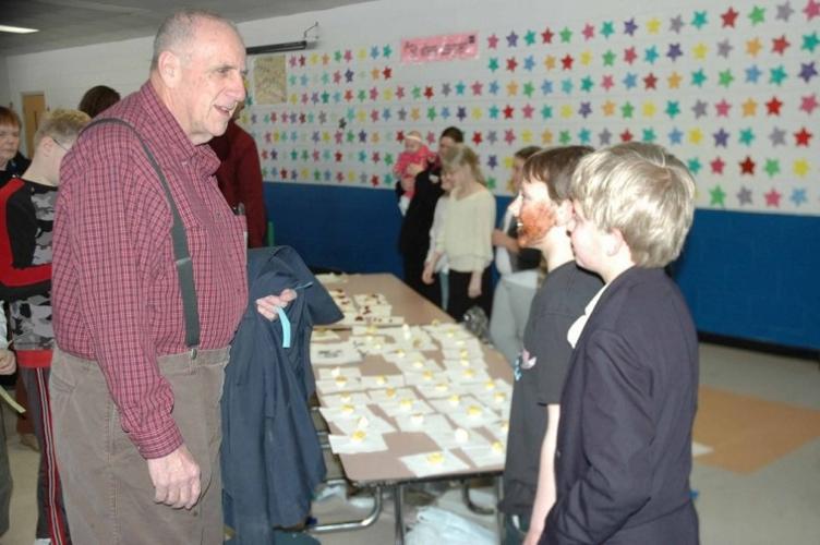 History is delicious at Cambridge School | | burnettcountysentinel.com
