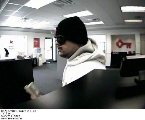 Bank robber arraigned, girlfriend: "we needed rent" (With video) | News ...