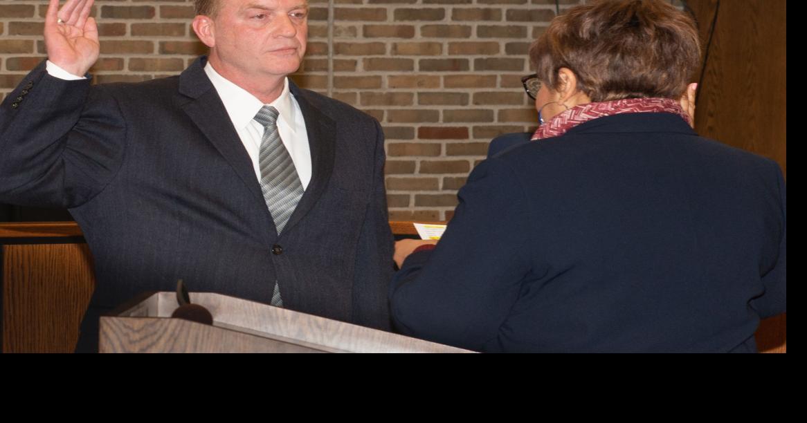 Romulus police chief out eight months thus far; no word on his ...