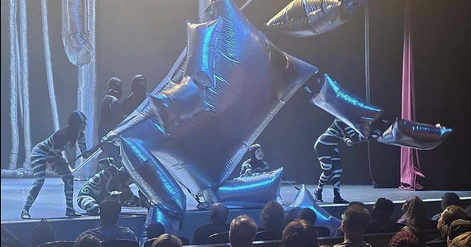 Imaginative and immersive 'Aluminum Show' thrills audience at Ellen ...