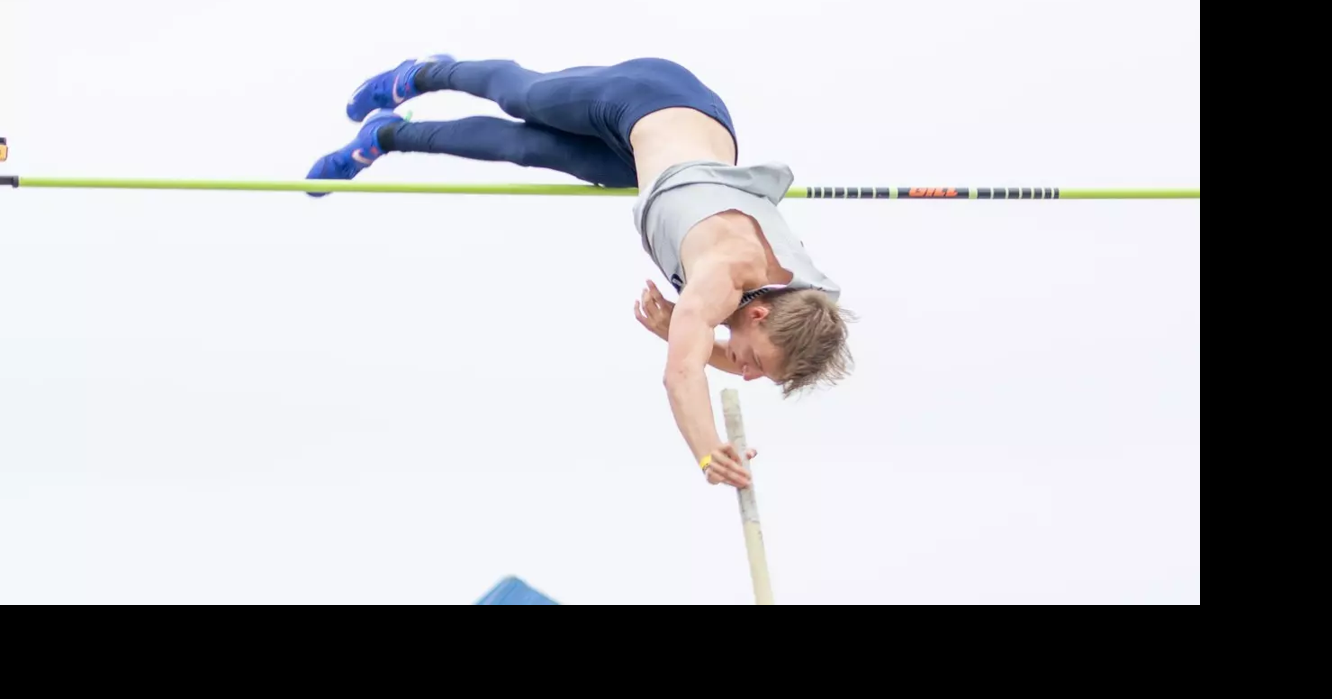 Logan Hammer breaks USU pole vault record at California events | Sports ...