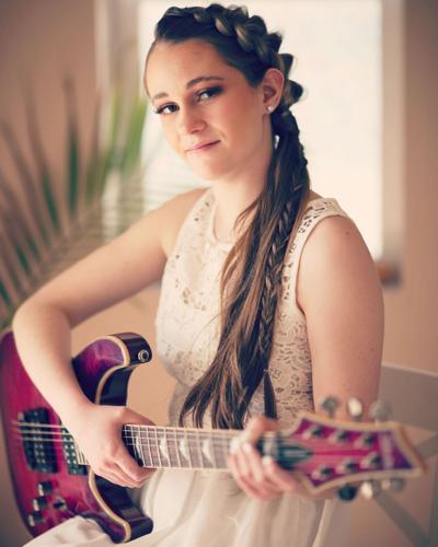 Kenadi Dodds gets befriended by Air Supply | Local News ...