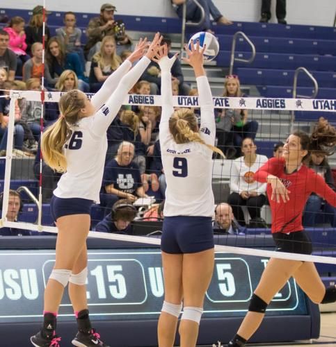 PHOTO GALLERY: USU 3, UNLV 0 volleyball | Sports | cachevalleydaily.com