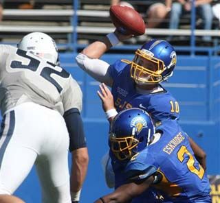 Utah State’s Kyler Fackrell earns second-consecutive WAC Defensive ...