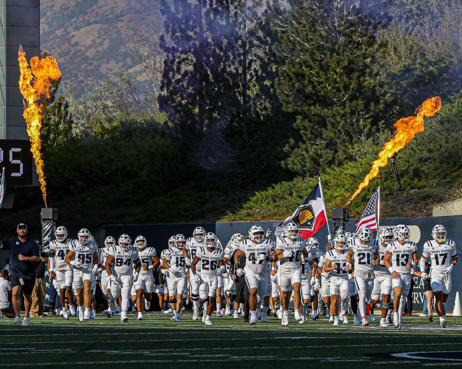 Aggies vs Aggies: Utah State squaring off with ranked Texas A&M in a ...