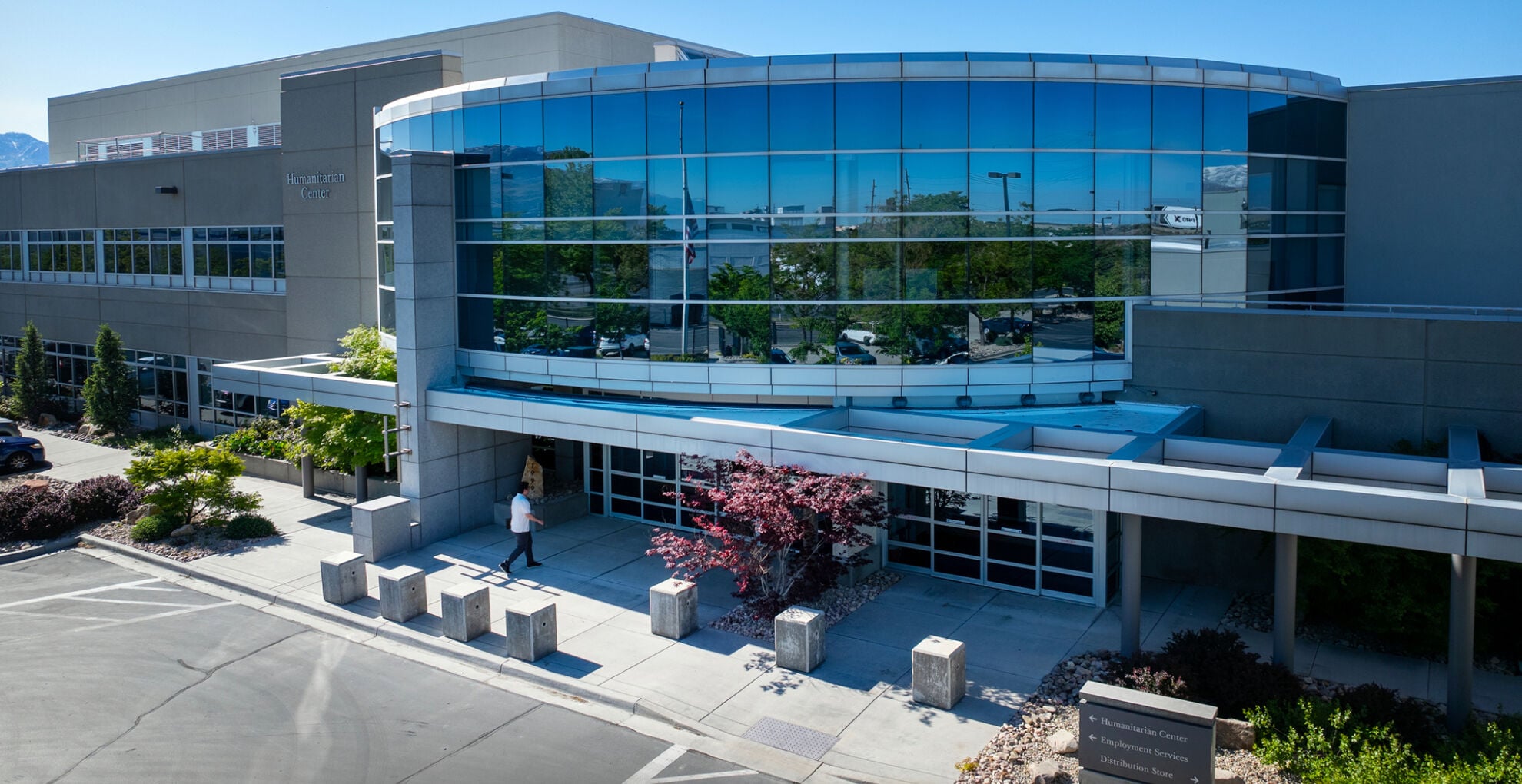 First Presidency tours new Latter-day Saint Humanitarian Center ahead ...