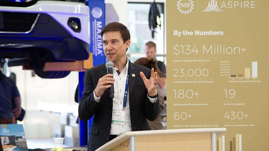 USU engineering professor named 2025 IEEE Fellow | News ...