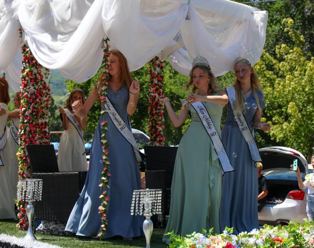 PHOTO GALLERY: Mendon Pioneer Day Parade 2023 | Photo Galleries | cachevalleydaily.com