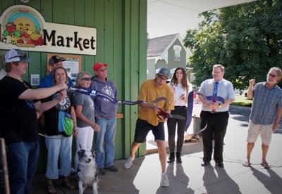 Island Market’s digital history is now online, celebrated with a ribbon ...