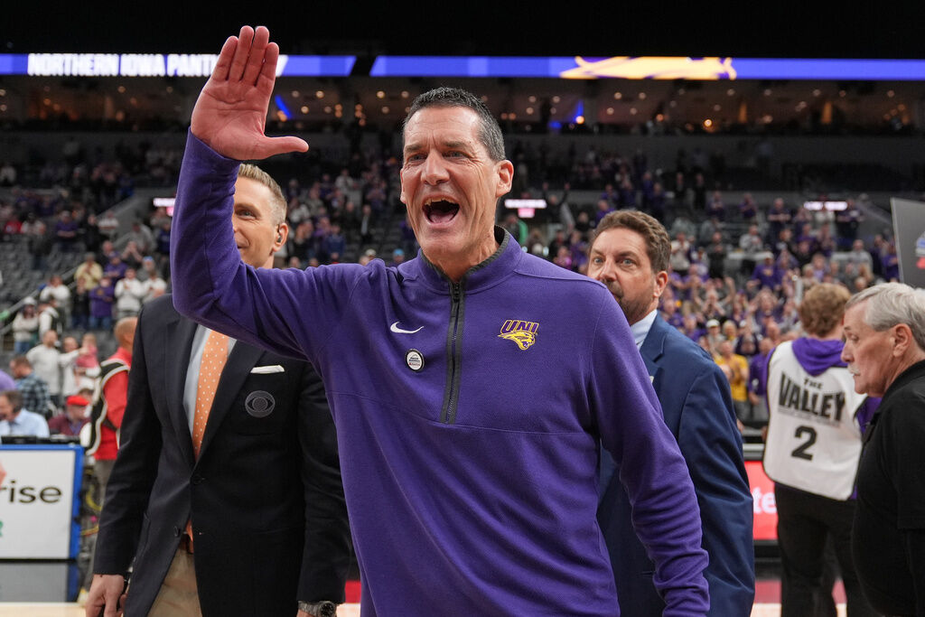 Utah State hires UNI's Ben Jacobson as next basketball coach | Sports ...