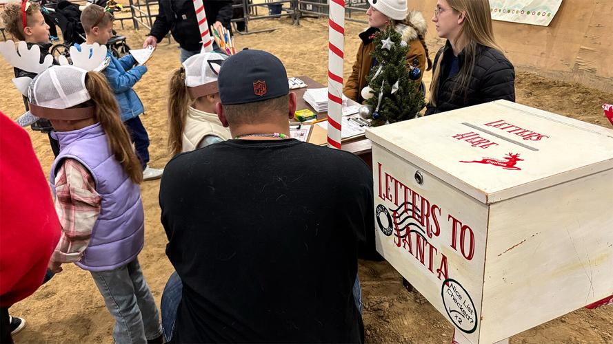 USU’s Reindeer Express gives Santa’s team a clean bill of health ahead of Christmas Eve | News ...