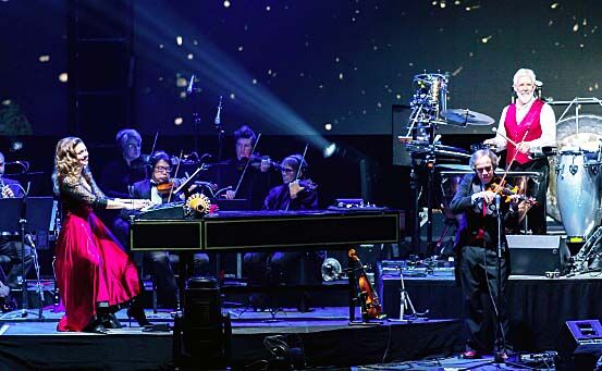 'MANNHEIM STEAMROLLER CHRISTMAS' brings down the house at Ellen Eccles ...
