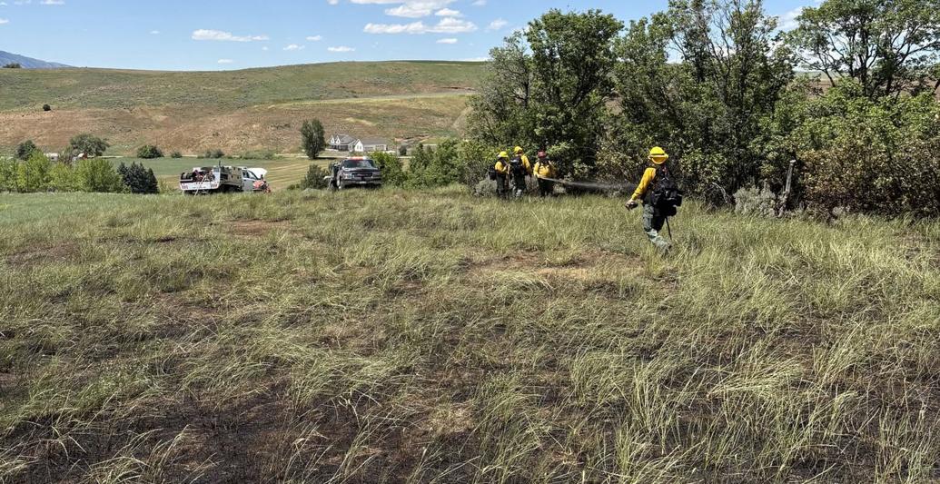 Firefighters quickly extinguish grass fire near Paradise | News ...