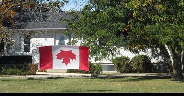 No honour in flying Canadian flag upside down
