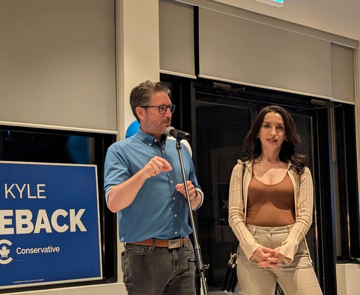 liberal conservative mps