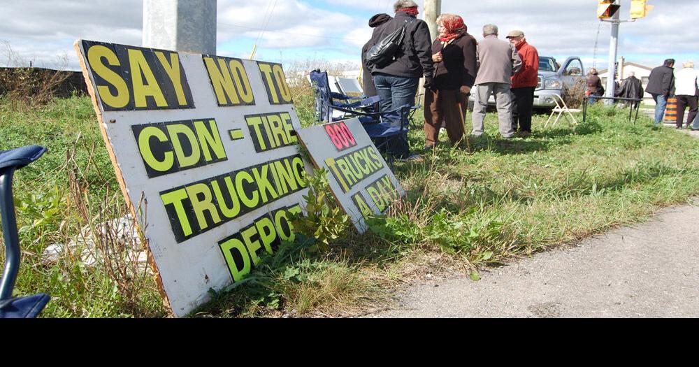 Bolton residents protest Canadian Tire centre