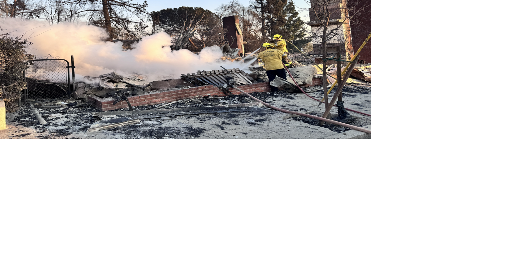 Strong winds return as firefighters make progress in LA County | Los ...