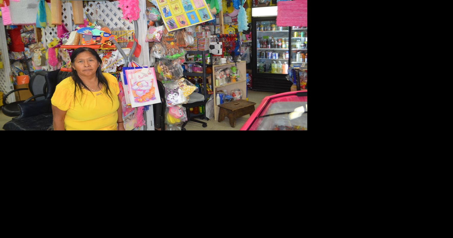 Fear of ICE keeps Latinos from beloved west Phoenix malls | Arizona ...