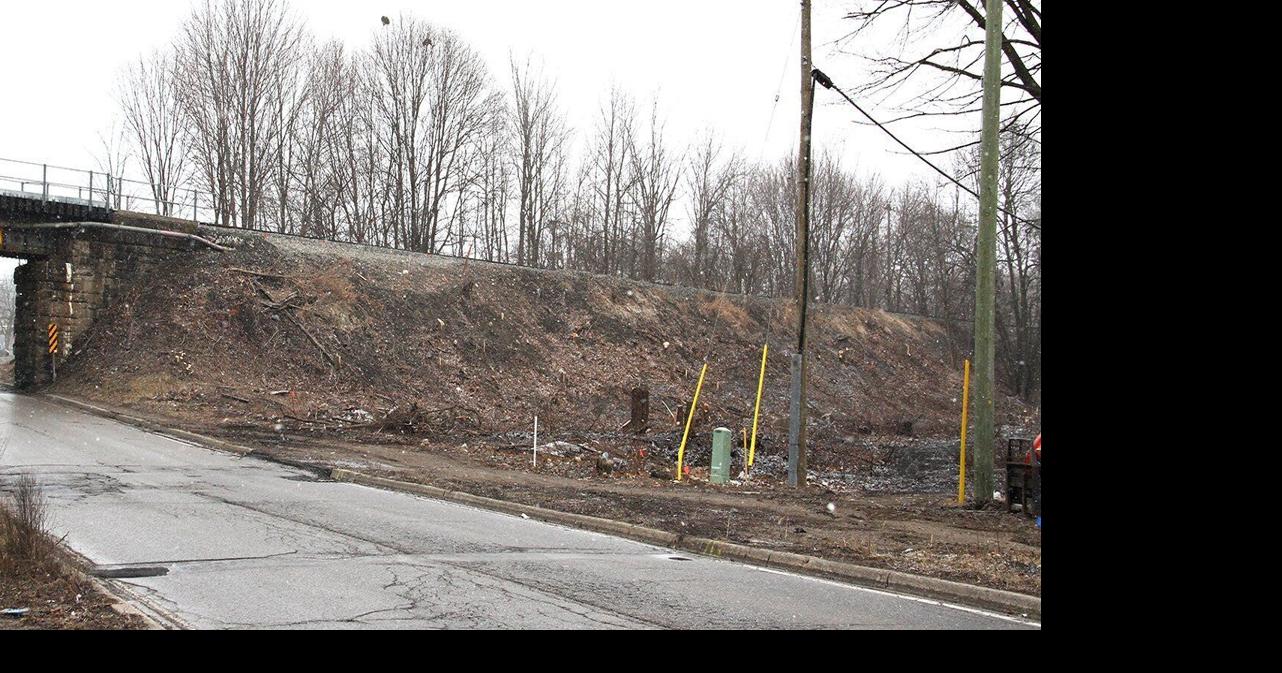 WHAT’S GOING ON HERE? Beverly Street in Cambridge