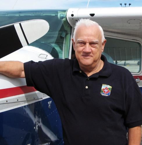 Retired RCAF pilot celebrates 75th birthday with flight