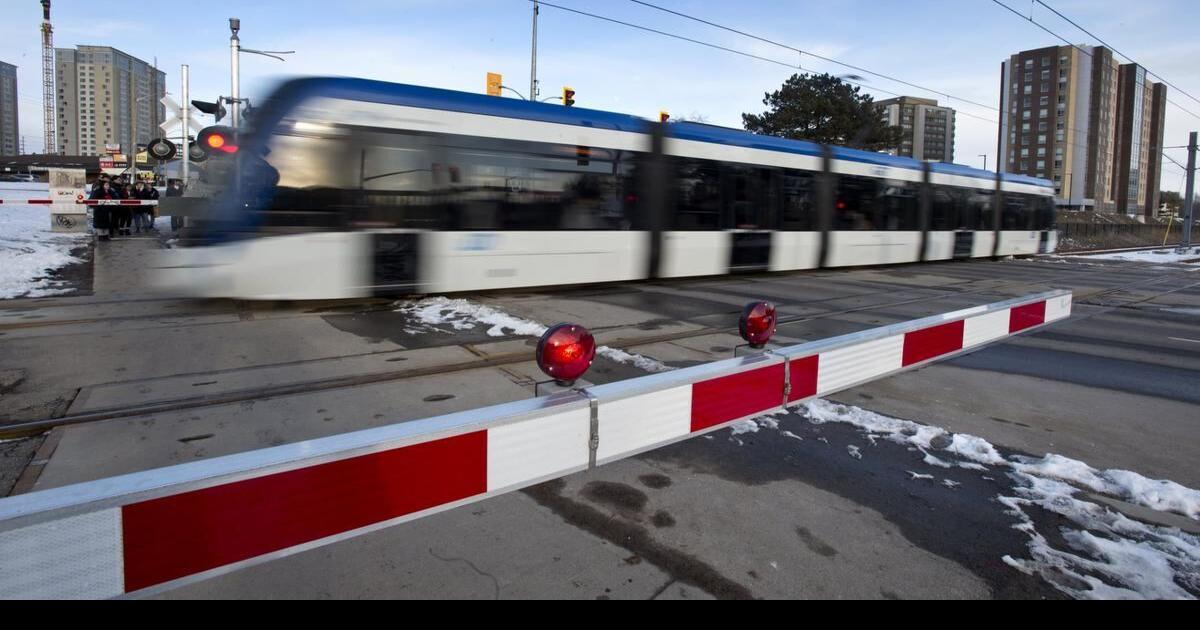 Sticking gates holding up traffic at LRT crossings