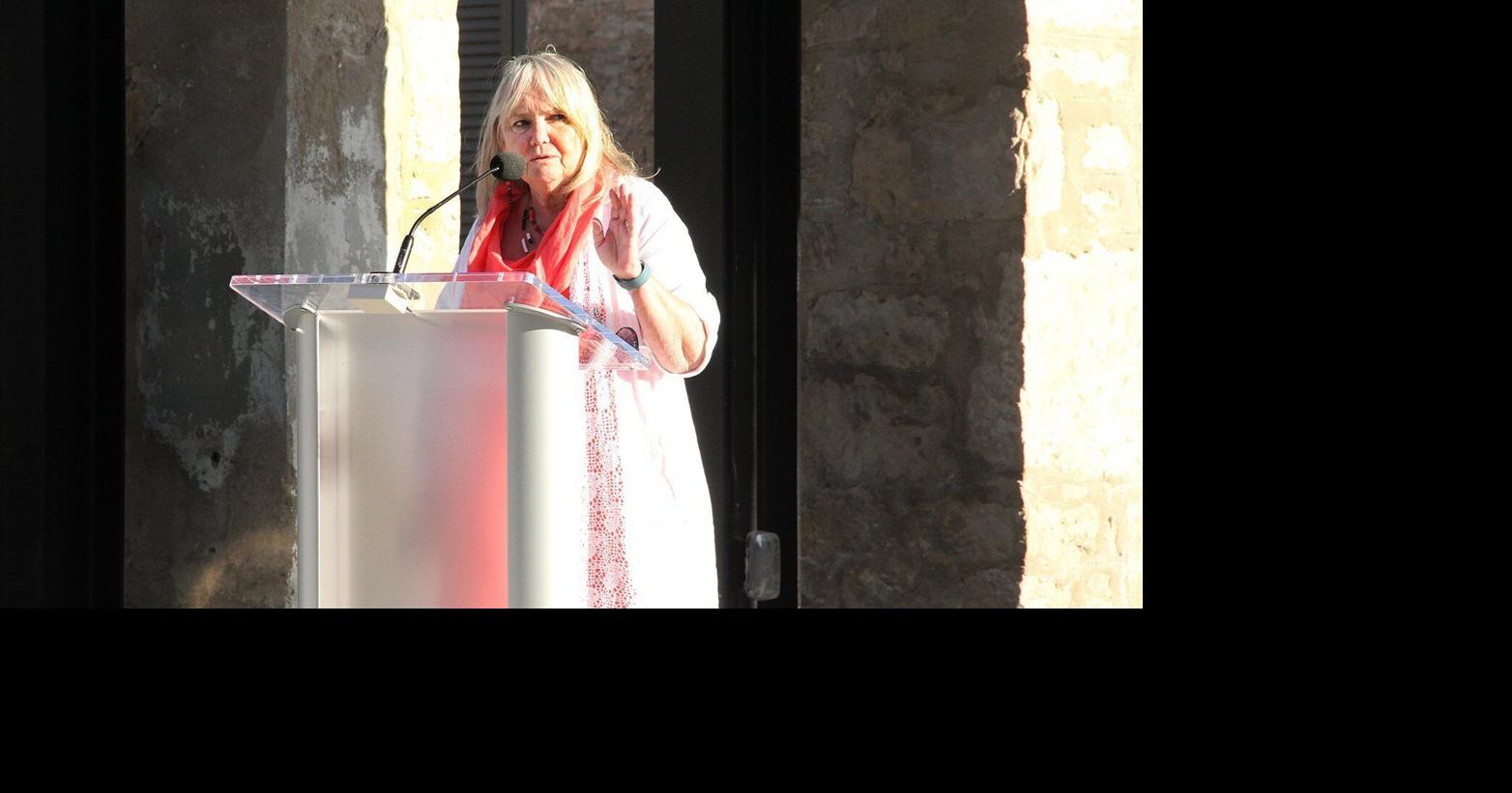 Fill up those decommissioned outdoor pools, says Mayor Jan Liggett