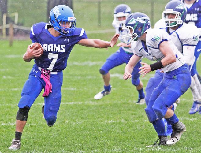 Glover, Salim Help UCT Football Run Wild On Warriors | Bourne Sports ...