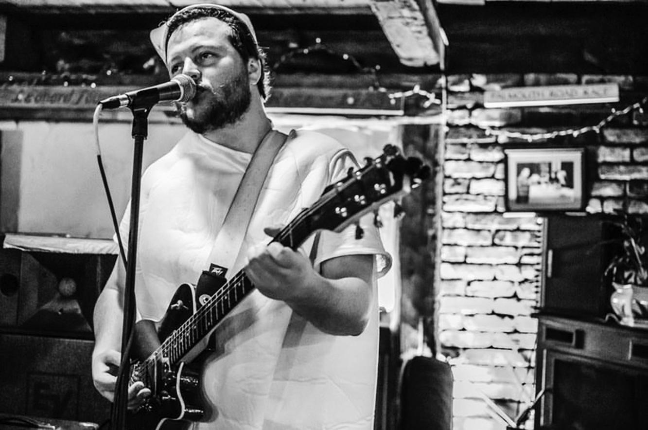 Ben Elder Mixes Things Up At The Quarterdeck | Arts & Entertainment ...