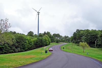 Federal Officials Respond To National Cemetery Wind Turbine Criticism ...
