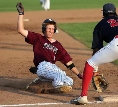 Kettleers Keep Hold Of First With Wild Win | Mashpee Sports | capenews.net